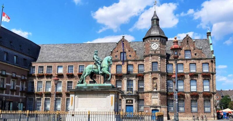 Dusseldorf: Old Town & Altbier Tour - In Summary