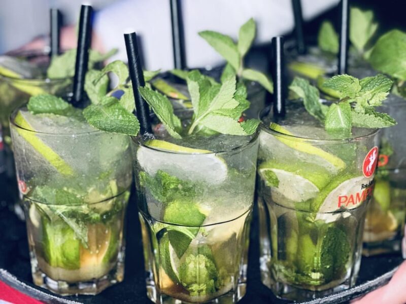 Düsseldorf: Private pub crawl with insider-guide & shots - Who Should Consider This Tour?