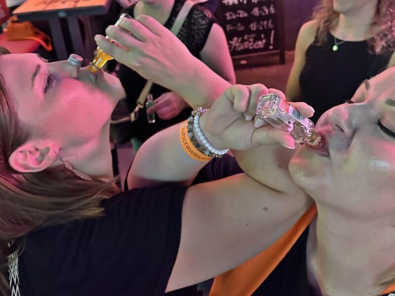 Düsseldorf: Private pub crawl with insider-guide & shots - FAQs