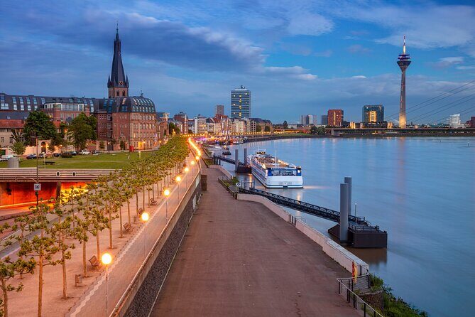 Düsseldorf Scavenger Hunt and Highlights Self Guided Audio Tour - Practical Details & Tips