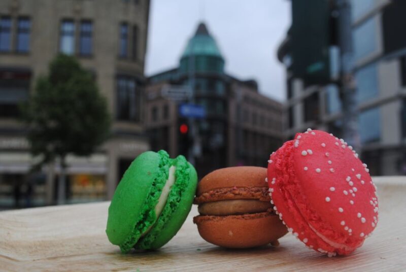 Düsseldorf: Sweet Treats Guided Walking Tour of Old Town - Authenticity and Review Highlights