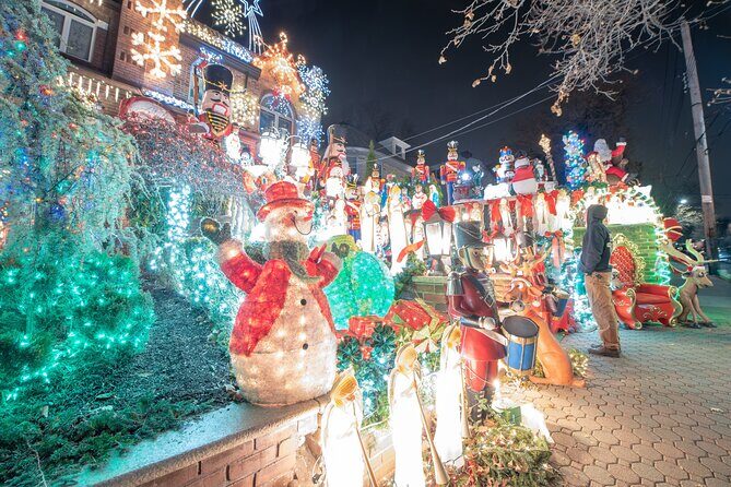 Dyker Heights Holiday Lights Tour Christmas Magic in NYC - Who Will Love This Tour?