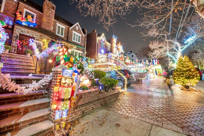 Dyker Heights Holiday Lights Tour Christmas Magic in NYC - FAQ