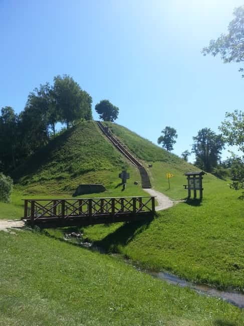 Dzukija National Park and Grutas Park: Full-Day Tour - The Authentic Experience: What Sets It Apart  