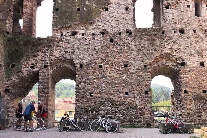 E-bike adventure among medieval castles and old villages - Food, Drink, and Local Culture
