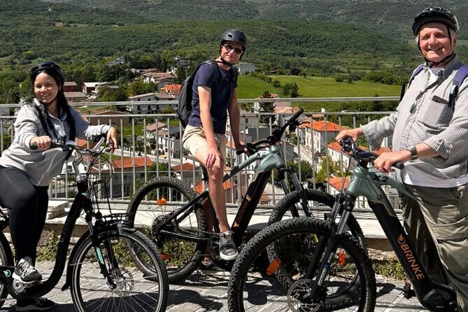 E-bike between towers and medieval villages at the foot of Sirente Abruzzo - FAQ