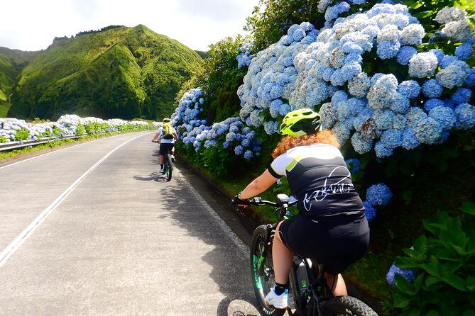 E-bike Sete Cidades- "All Mountain" bike program - A Detailed Look at the E-bike Sete Cidades Tour