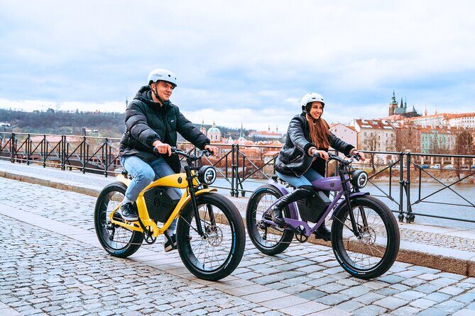 E-BIKE TOUR: 10 Must-See Landmarks & Viewpoints in Prague 1-8per. - Who Would Love This Tour?