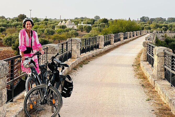 e-bike tour along the cycle path of the Apulian Aqueduct - In-Depth Look at the E-bike Tour Experience