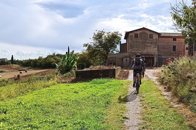 E-Bike Tour and Wine Tasting from Bardolino - Who Should Consider This Experience?