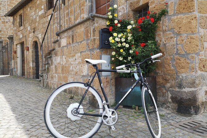 E-bike tour in Orvieto in small group: history, culture with lunch or dinner - FAQ