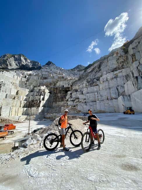 E-Bike Tour to the Carrara Marble Quarries with lard tasting - Food and Local Flavors