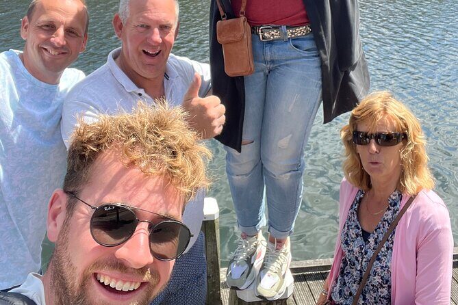 e-Scavenger hunt Volendam: Explore the city at your own pace - Authenticity and Review Insights