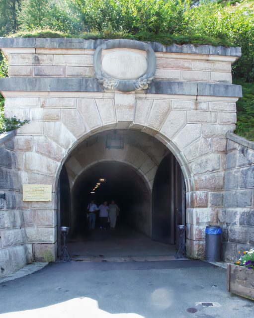 Eagle's Nest and Berchtesgaden Tour from Salzburg - Authentic Experiences and Tips from Reviewers