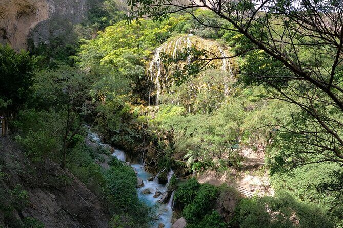 Early & Express Tolantongo Hot Springs - Leaving Before the Crowds