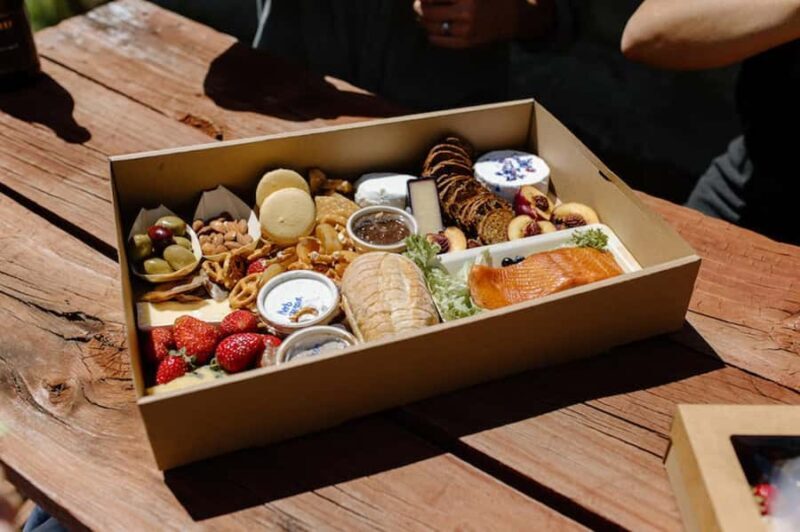 Earnslaw Burn Picnic Helicopter Tour - The Scenic Flight: What to Expect