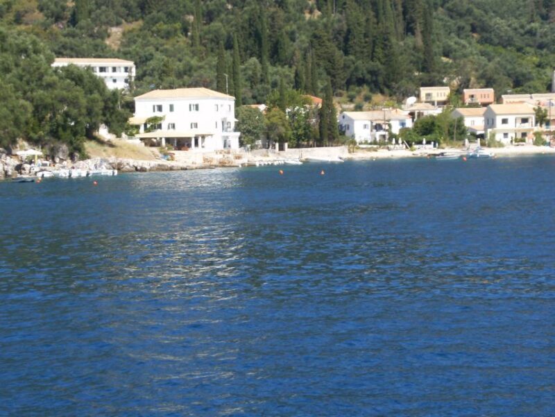 East coast cruise - Sightseeing and Lunch - Key Points