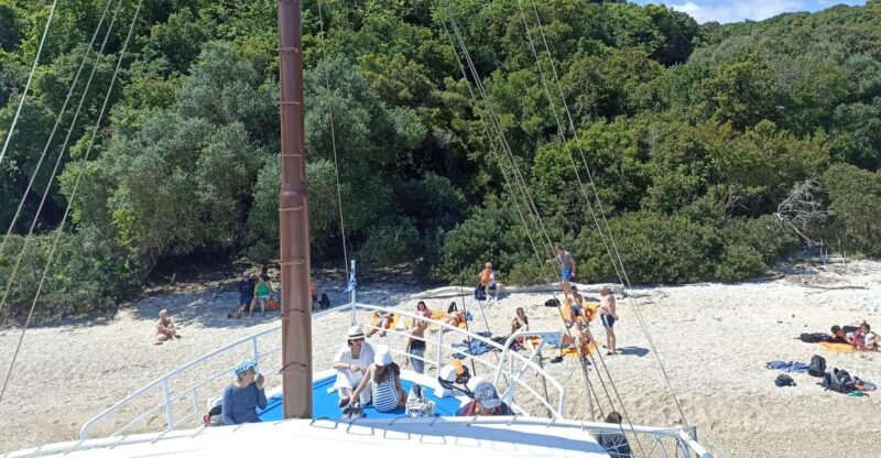 East coast cruise - Sightseeing and Lunch - Practical Details & Tips