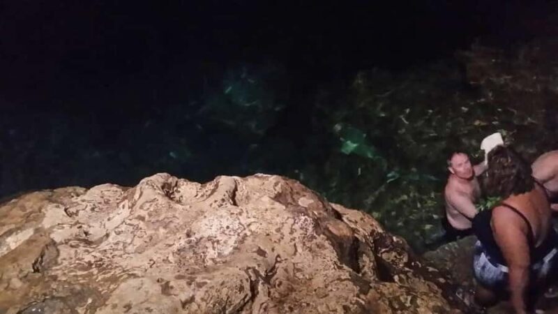 East Coast Historical + Anahulu Cave n Anahulu Beach Tour - Key Points