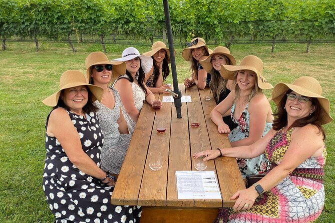 East Kelowna Half Day Wine Tour- Incl. Tasting Fees & Guide Grat! - Key Points