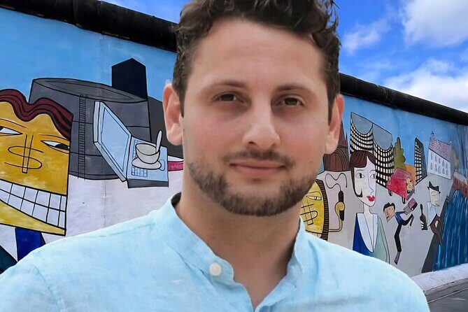 East side Gallery Tour - Key Points