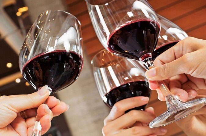 East vs West Full Day Sip Tour - Authentic Experiences and Guest Insights