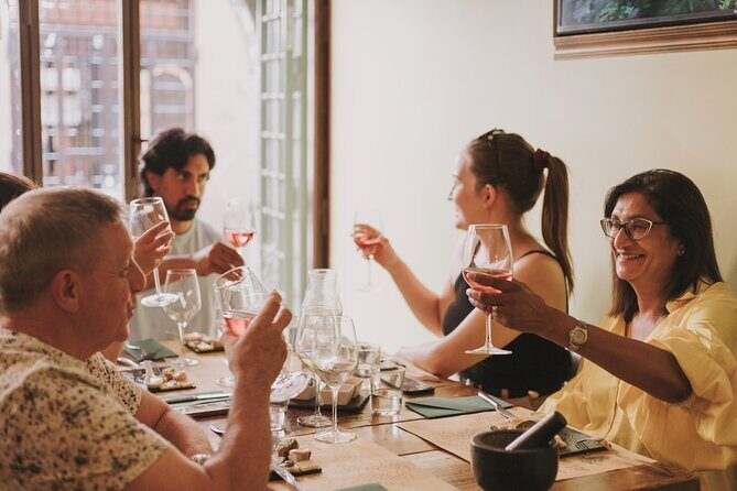 EAT AND DRINK LIKE A LOCAL - Wine Tasting in Trastevere w/ Gelato - Exploring the Flavors of Rome on the Wine and Gelato Tasting Tour