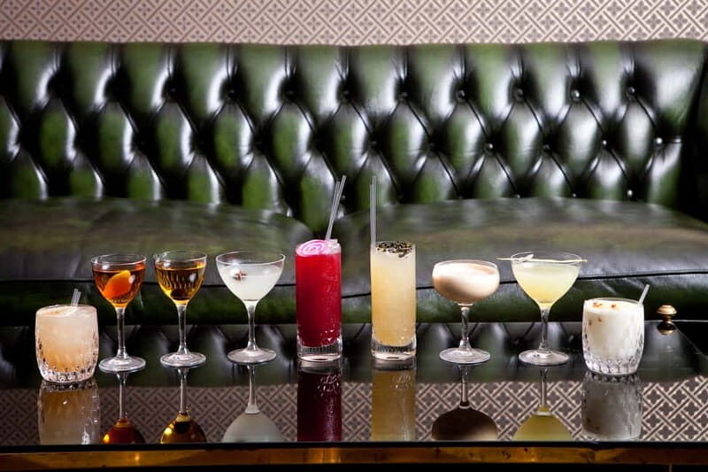 Eating London: Twilight Soho VIP Food & Drinks Tour - Key Points