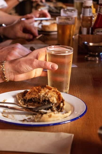 Eating London: Twilight Soho VIP Food & Drinks Tour - Practical Tips for Your Tour Experience