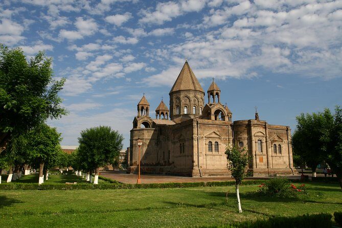Echmiadzin (Hripsime, Gayane, Mother Cathedral) and Zvartnots Temple - A Deep Dive into the Itinerary