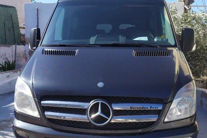 Economy Roundtrip Transfer Santorini Airport ( Max 4 stop ) - FAQ