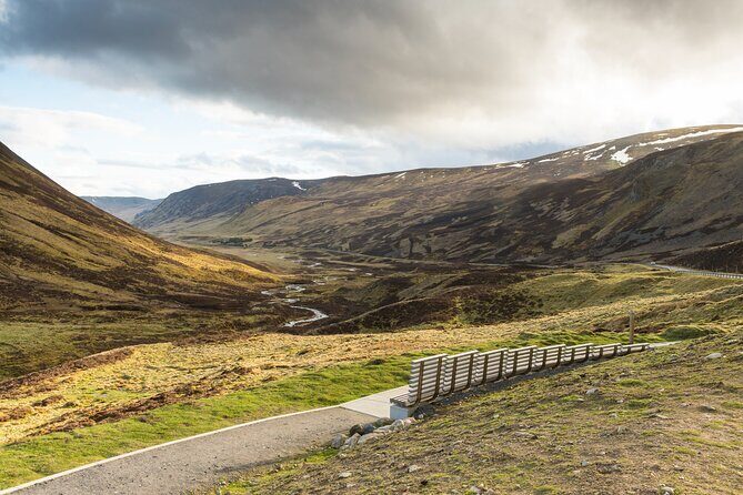 Edinburgh: Aberdeenshire, Balmoral Castle and the Northeast Coast - Transportation & Group Size: Comfort & Intimacy