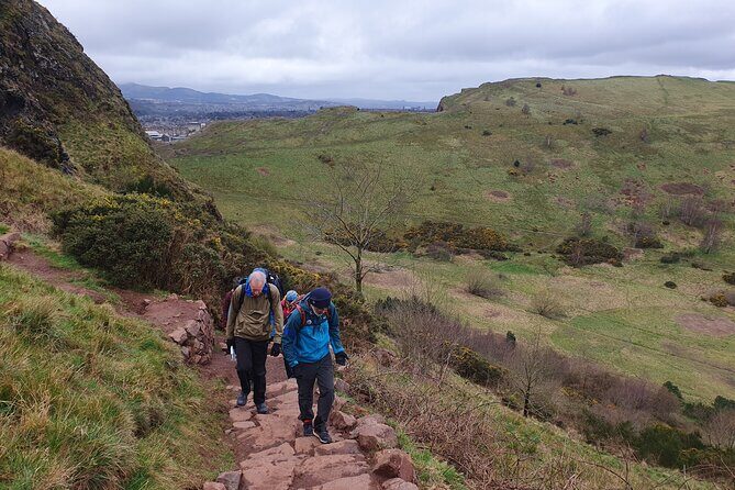 Edinburgh: Arthur's Seat Hike with Local Guide - What Sets This Tour Apart