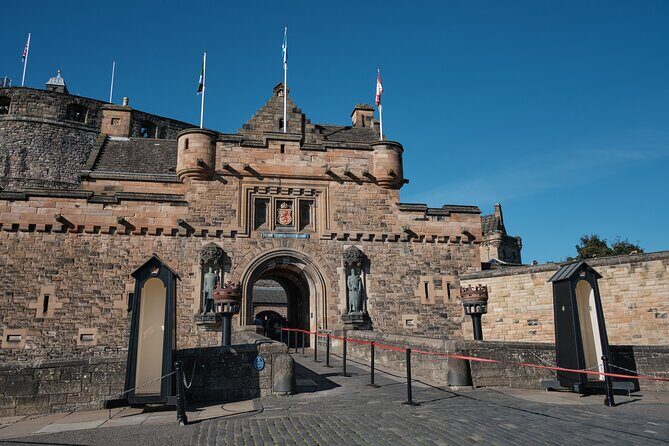 Edinburgh Castle Guided Walking Tour & Holyrood Palace Ticket - Key Points