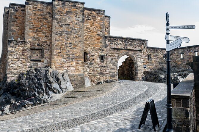 Edinburgh Castle: Guided Walking Tour with Entry Ticket - Value for Money