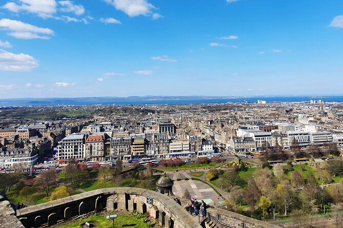 Edinburgh Castle Highlights Tour with Tickets, Map, and Guide - The Value for Money