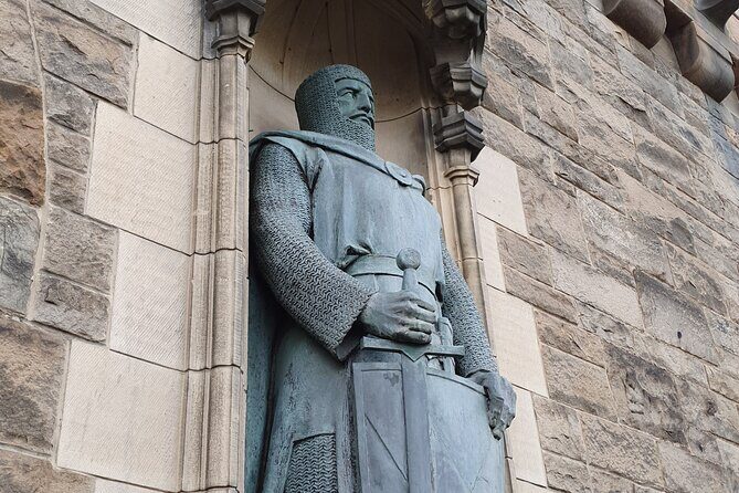 Edinburgh Castle Highlights Tour with Tickets, Map, and Guide - FAQs