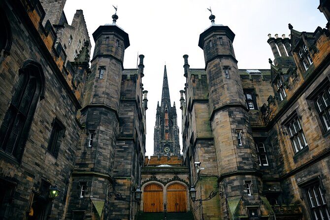 Edinburgh Castle & Old Town Small Group Guided Tour - Who Will Love This Tour?