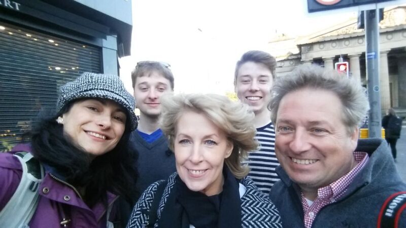 Edinburgh: Child-Friendly Tour with a Local Friend - In-Depth Look at the Experience