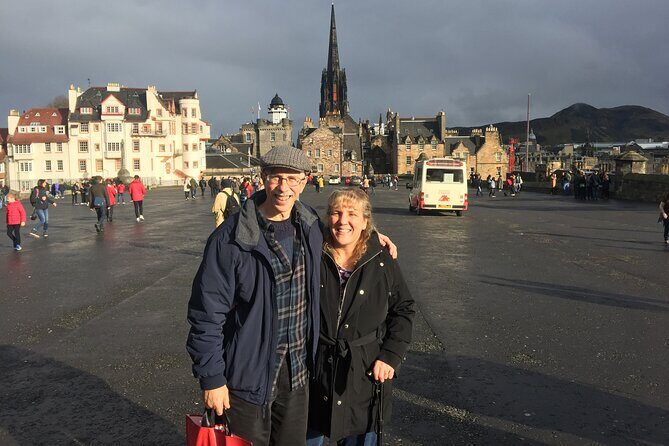 Edinburgh Custom Private Tour with a Local, see the city unscripted - FAQ