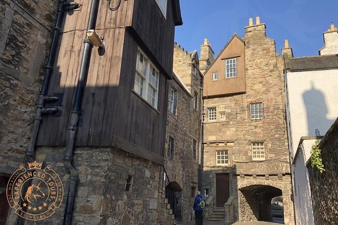 Edinburgh Full-Day Guided Private Tour in a Premium Minivan - FAQs