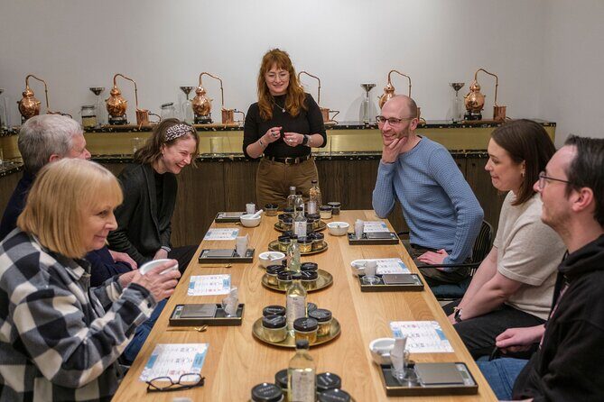 Edinburgh Gin Distillery Making Experience - Key Points