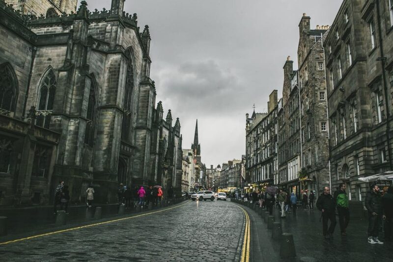 Edinburgh: Harry Potter Tour & Palace of Holyrood Entry - Pricing and Value