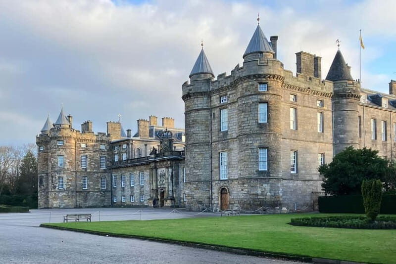 Edinburgh: Hike Arthur's Seat & Calton Hill - FAQs