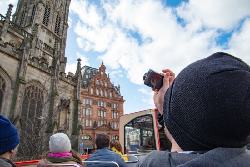 Edinburgh: Hop-On Hop-Off Bus Pass with 3 City Tours - The Experience from the Passengers’ Perspective