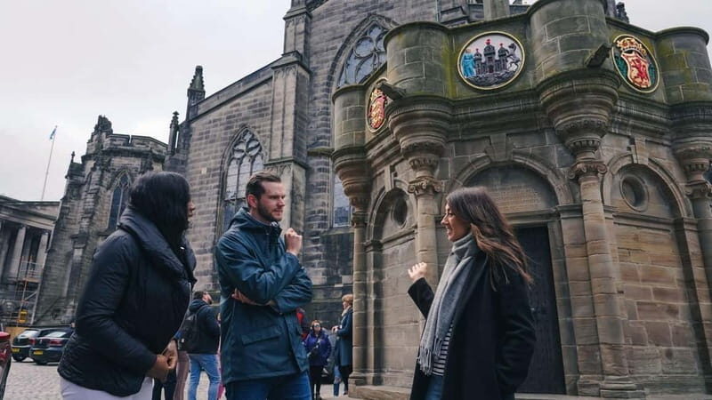 Edinburgh Like a Local, Private & Personalized (2-3hrs) - Key Points