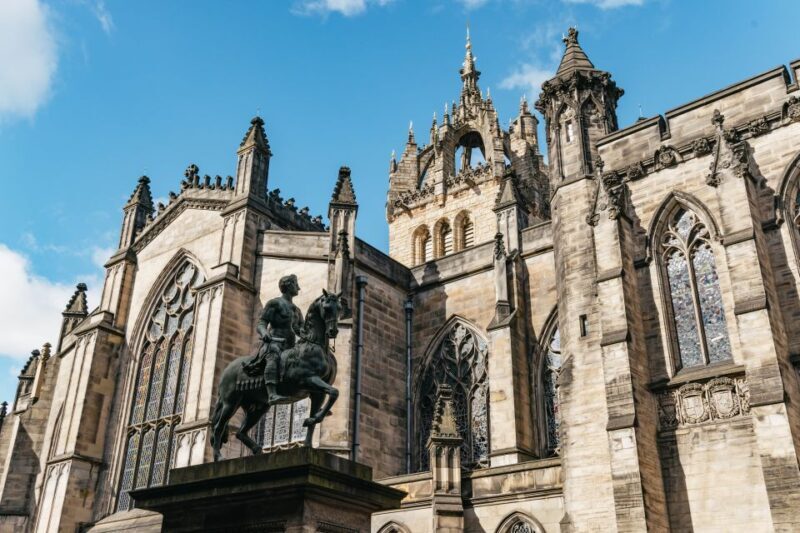 Edinburgh: Old Town History and Tales Walking Tour - Why You’ll Love This Tour
