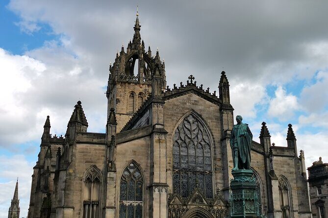 Edinburgh Old Town Private Self-Guided Tour - FAQ