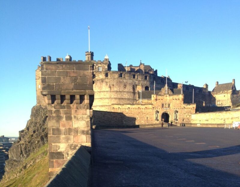 Edinburgh Shore Excursion: City Tour & Royal Yacht Britannia - Key Points