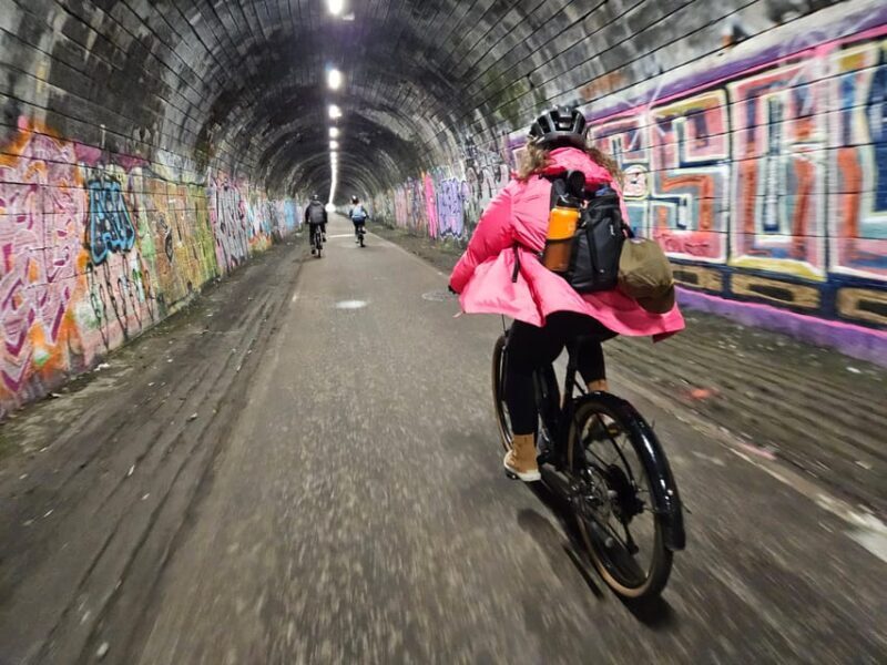 Edinburgh: Sightseeing Bike Tour - An Authentic Edinburgh Exploration on Two Wheels